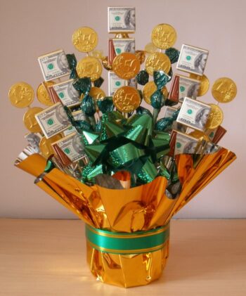 25 Insanely Clever Ways to Give Cash as a Graduation Gift - Raising ...