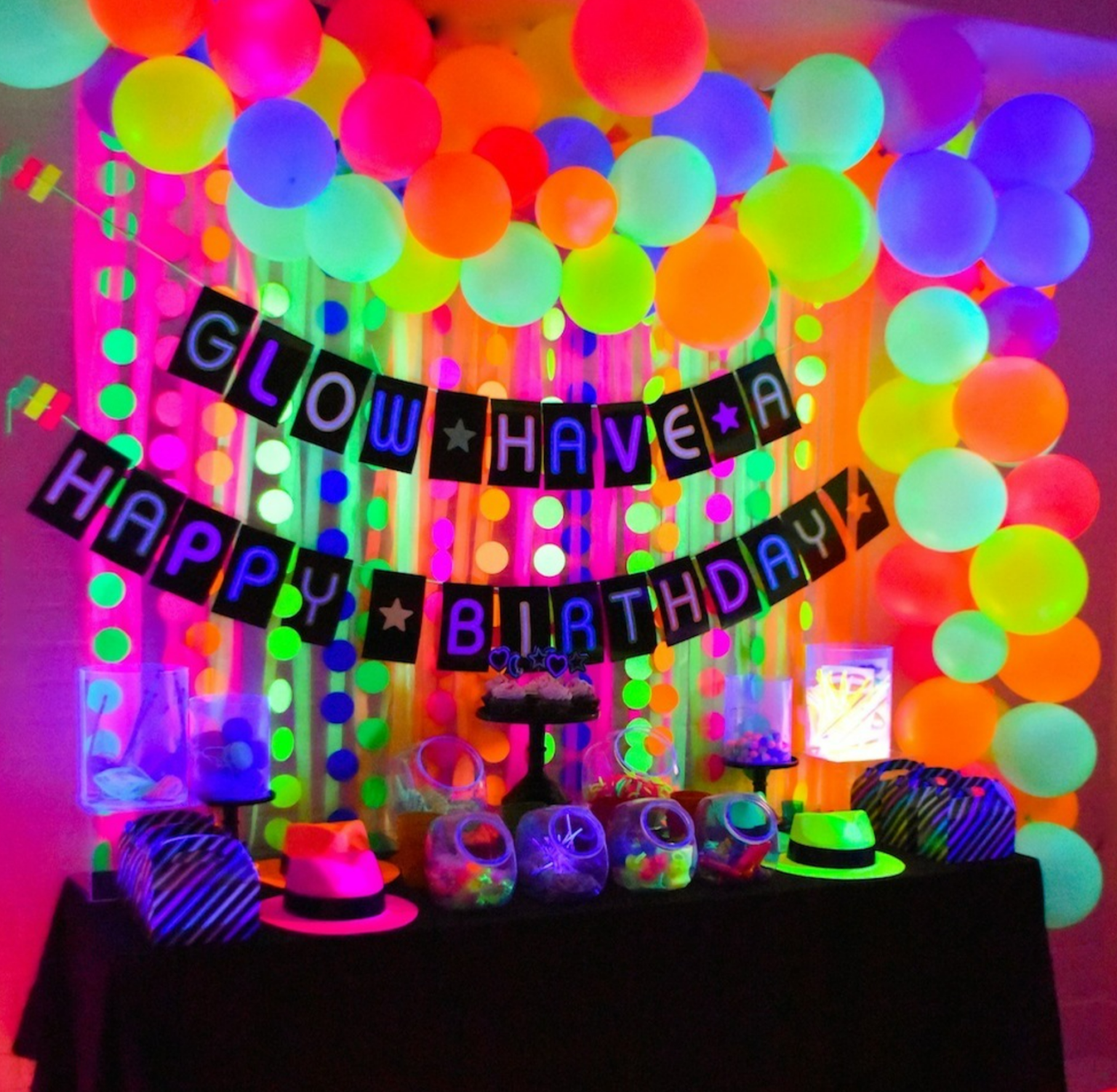 18 Cool Birthday Party Ideas for Teenagers That Aren't Lame or Boring ...
