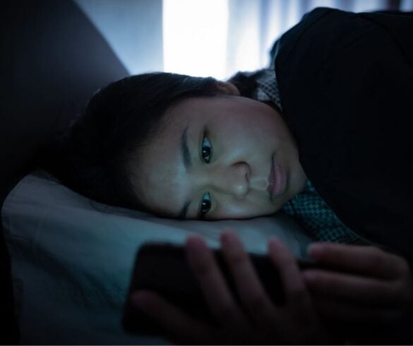 My Teen's Cell Phone is a Privilege, Not a Right: 7 Simple Rules I'm ...